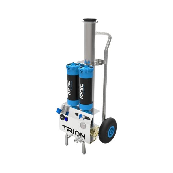 Ionic Systems | Water-Fed Pole & Pure Water Filtration